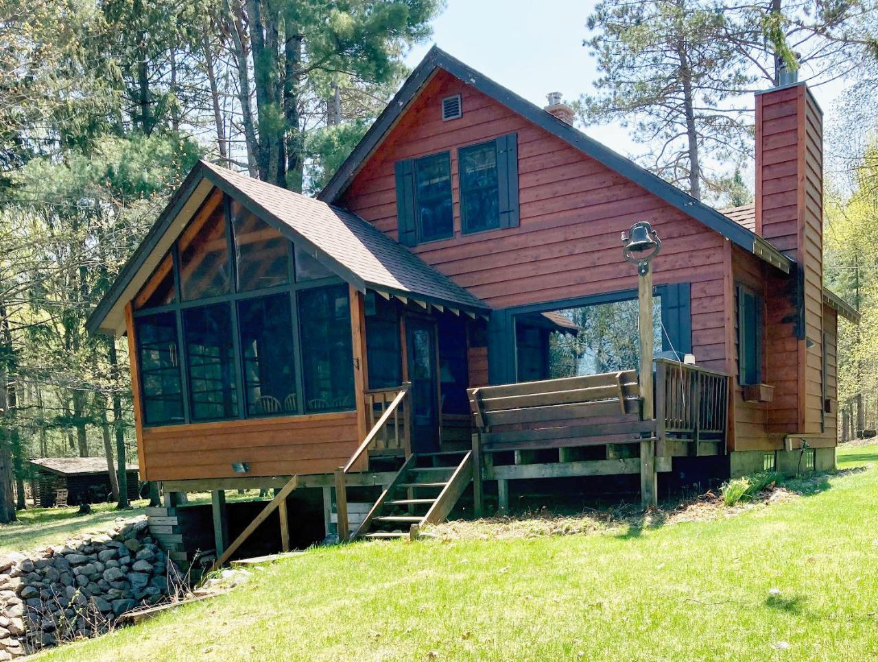 Harris Lake 3 Bedroom Home | Winchester, Wisconsin