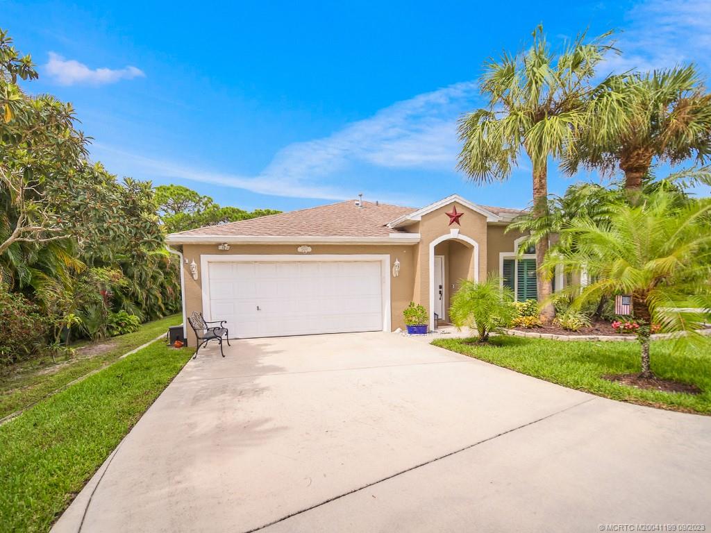 Detached for sale in Stuart FL at 2498 SE Springtree Place in ...