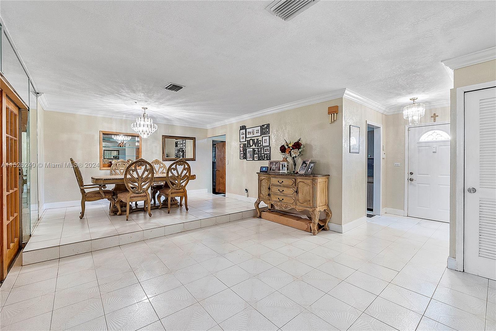 1200 NW 180th Ter - Home For Sale in Miami Gardens, FL - MLS #A11526240 ...