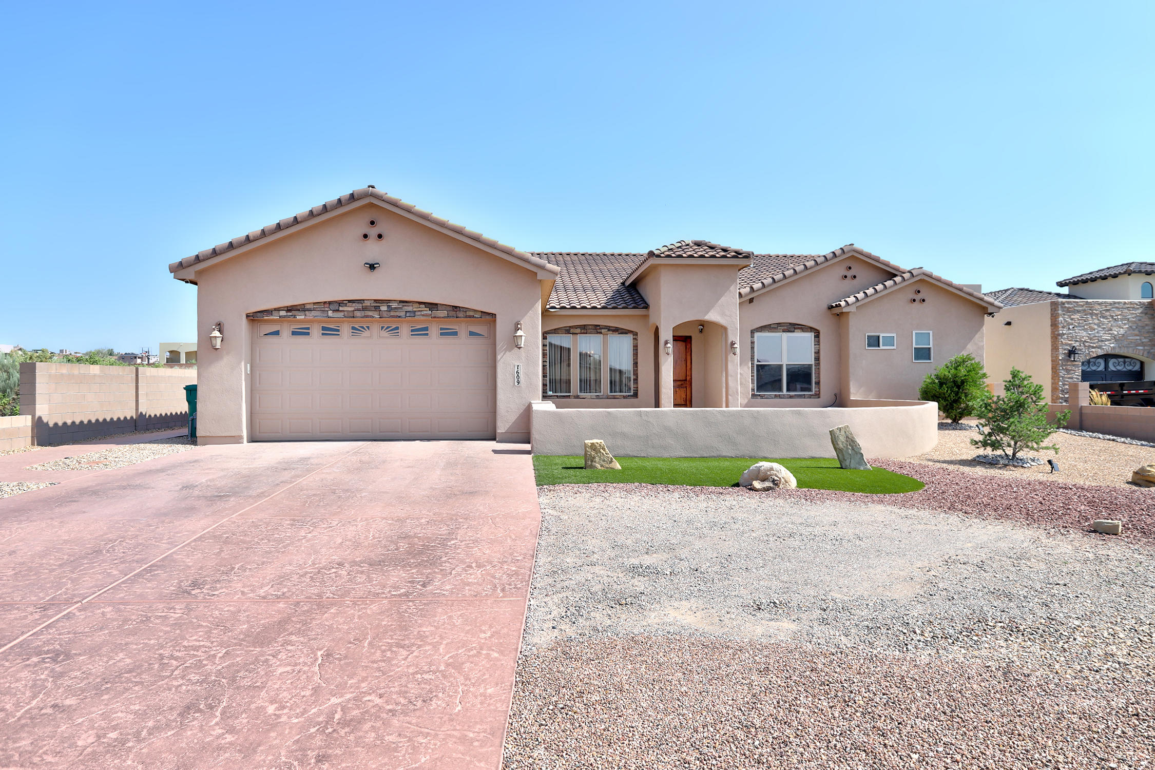 Rio Rancho Homes With 4 Bedrooms